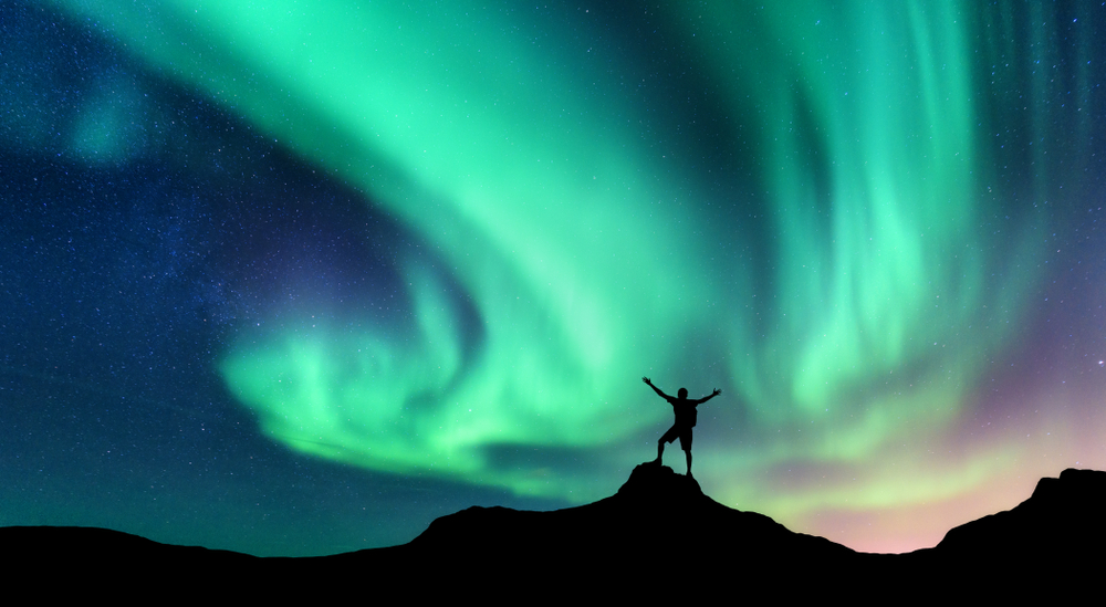 Solar Storm Brings Aura Borealis To America Tonight!